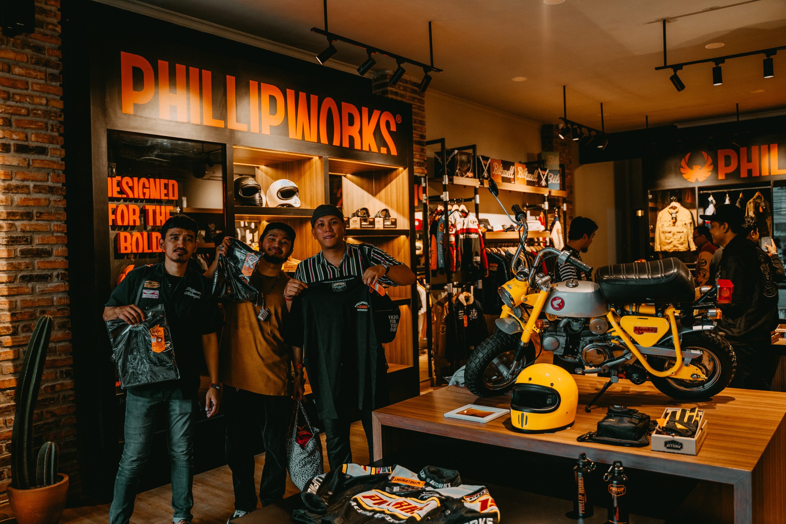 PHILLIP WORKS STORE - 645magazine
