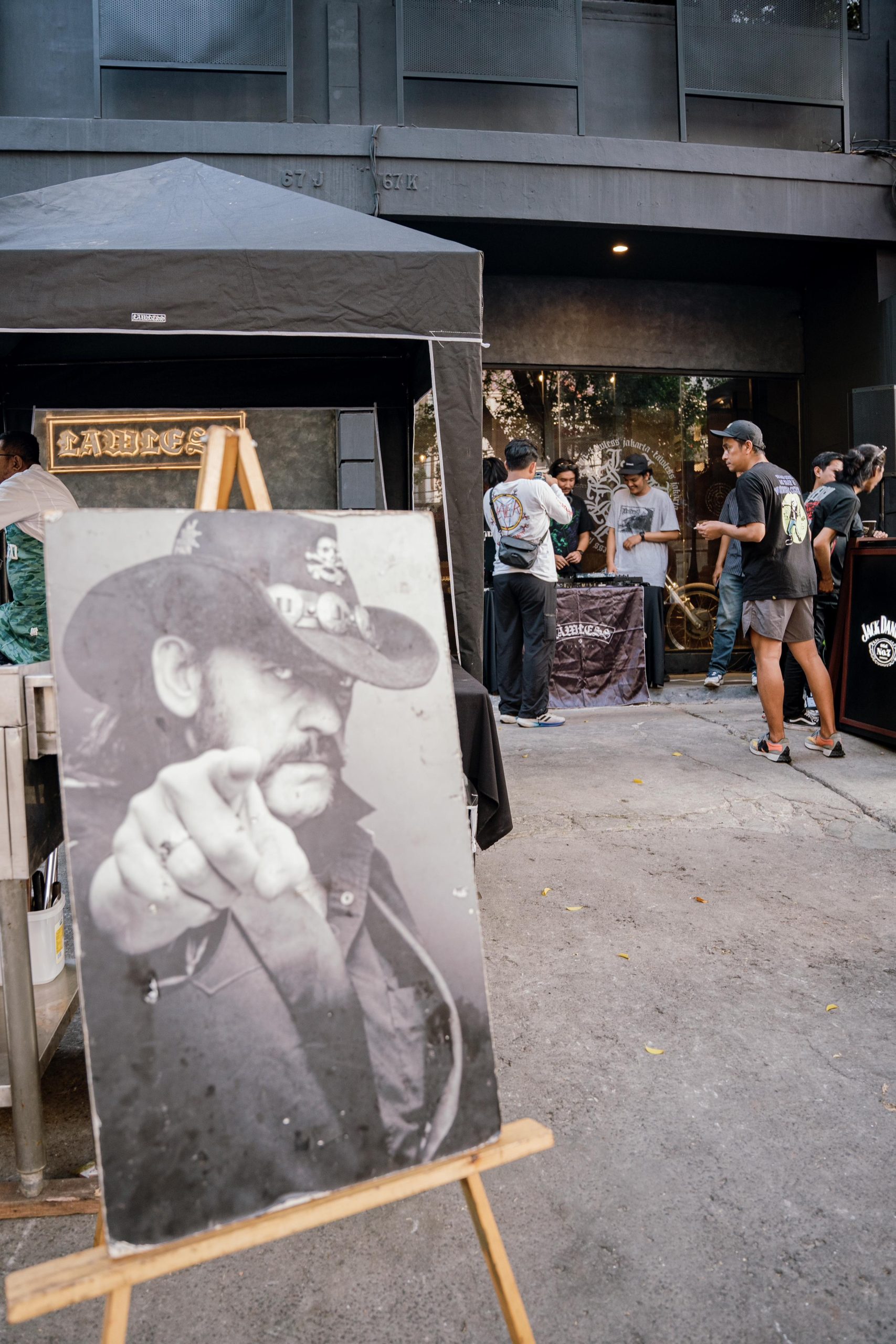 GRAND OPENING LAWLESS HADIRKAN KONSEP BARU - 645magazine
