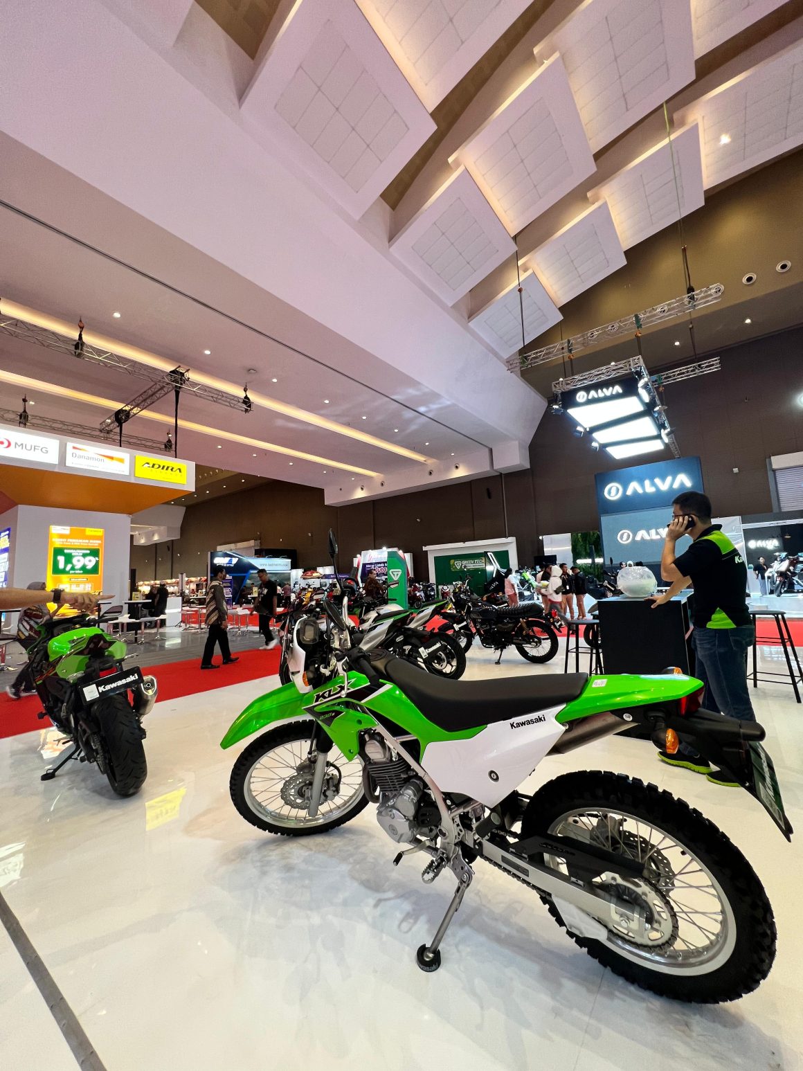 KAWASAKI MOTOR INDONESIA HADIR DI IIMS 2024 - 645magazine